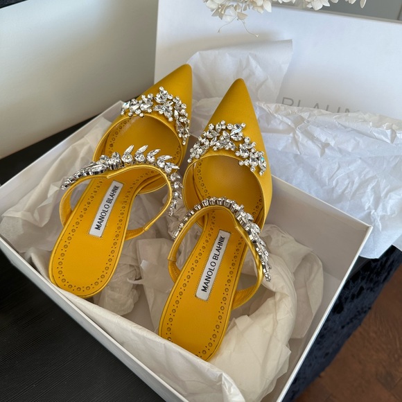Manolo Blahnik | Shoes | Manolo Blahnik Lurum 9 Satin Mule Heels Yellow ...